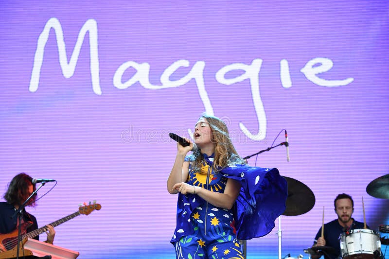 Maggie Rogers in Concert at Governors Ball Editorial Photo - Image of ...