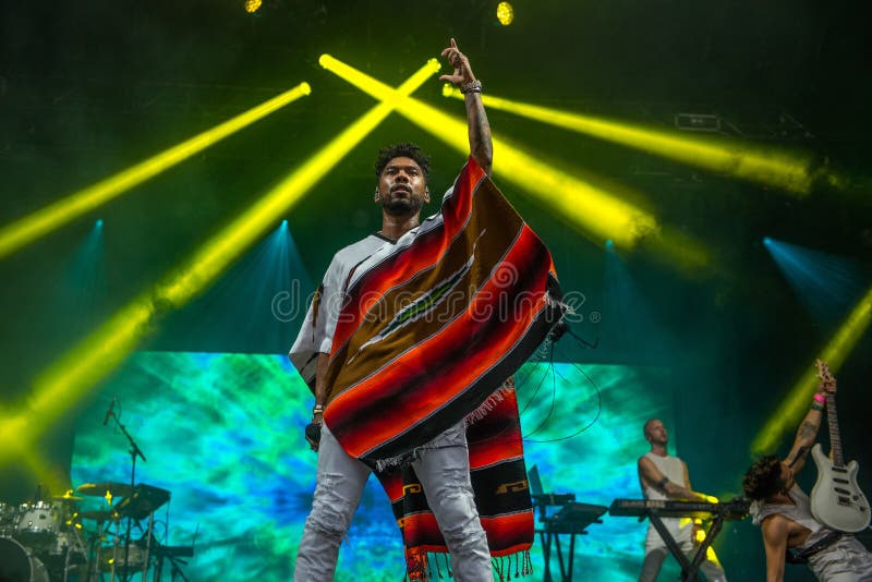 Miguel in Concert at Governors Ball Editorial Photo - Image of ...