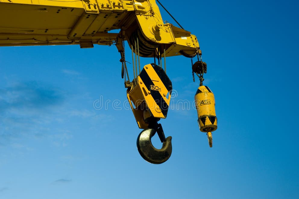 Grúa foto de archivo. Imagen de alto, deber, metal, objetos - 5310458