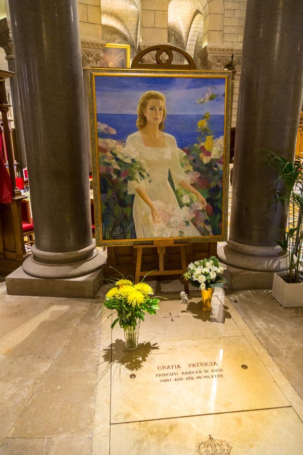 Tombe De La Princesse Grace à L'intérieur De La Cathédrale De Monaco ...