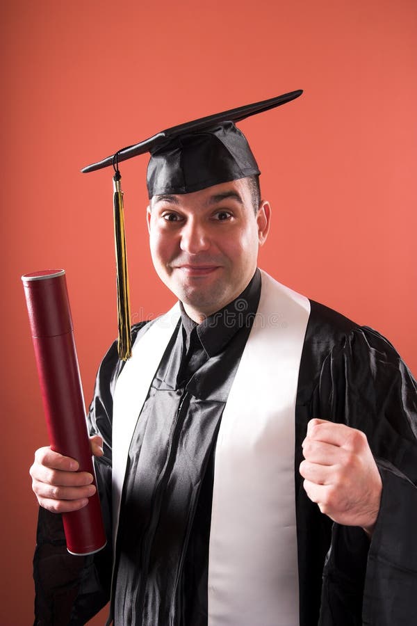 Graduado feliz foto de archivo. Imagen de grad, hombre - 1120380
