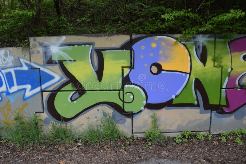 Graffiti Abstract Spray Paint Art Editorial Image - Image of abstract ...