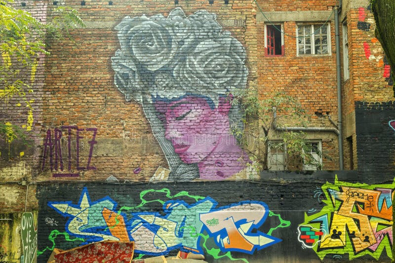 Graffiti art editorial image. Image of painting, street - 79206645