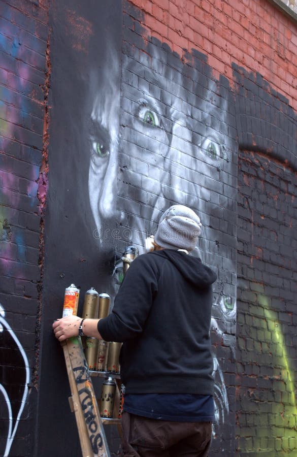 Graffiti Jam London 2010 editorial stock image. Image of artist - 15705909