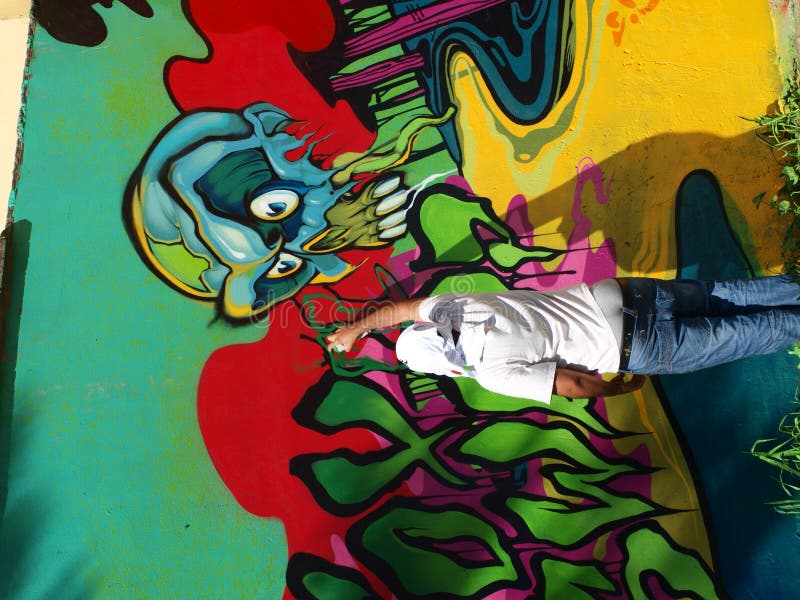 Graffiti head editorial photography. Image of counterculture - 20022937