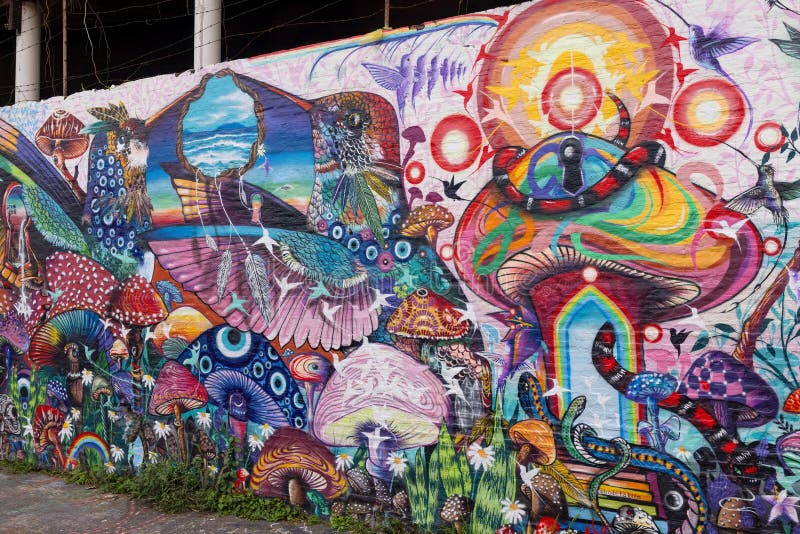 Graffiti in rio de janeiro editorial photo. Image of color - 386389301