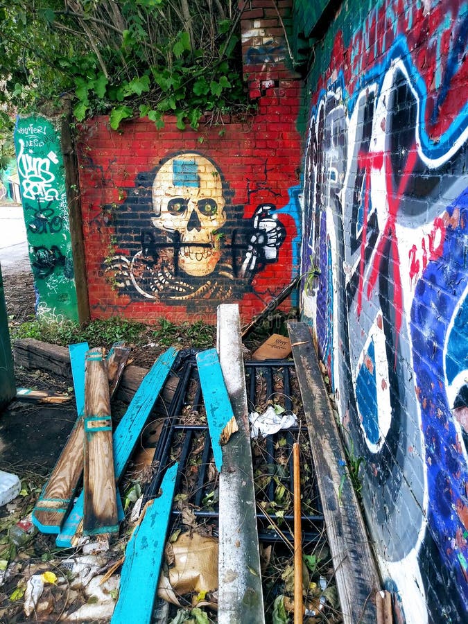 Death Graffiti editorial photography. Image of skull - 18264507