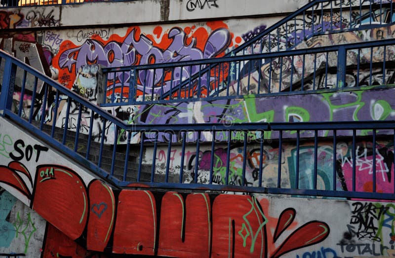 Graffiti stairs editorial photography. Image of steps - 198178587