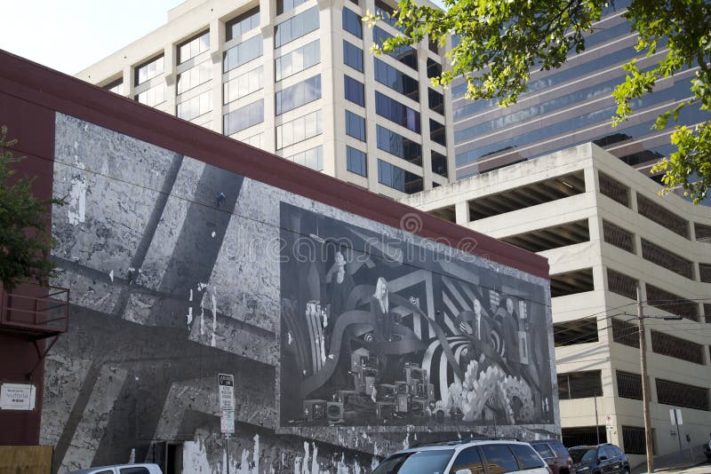 Graffiti on the Wall of Building Editorial Photo - Image of downtown ...