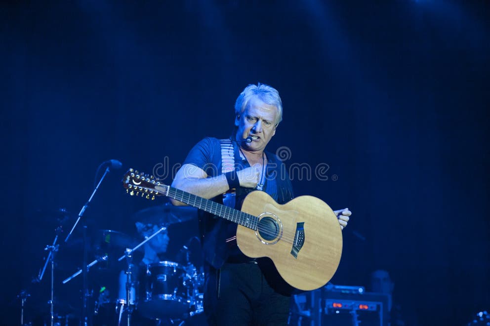 Graham Russell editorial photo. Image of aaron, entertainment - 22400816