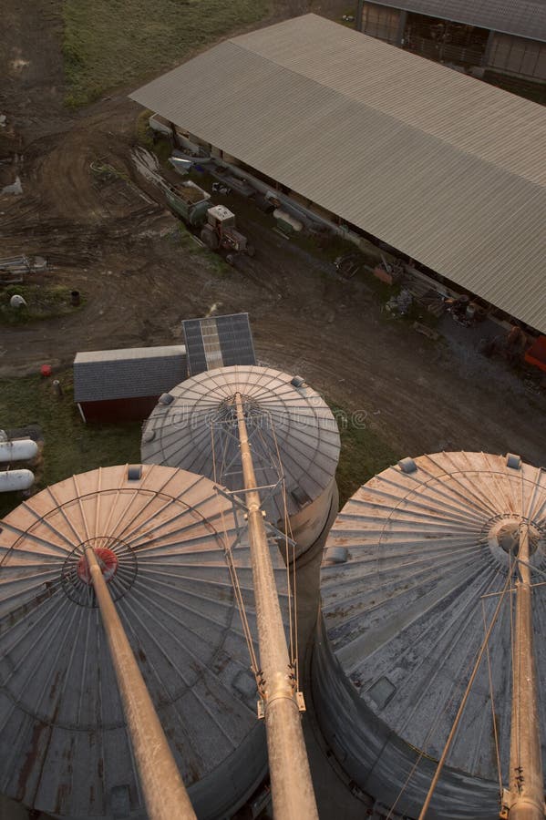 Grain bins stock image. Image of feed, roof, view, farming - 180183897