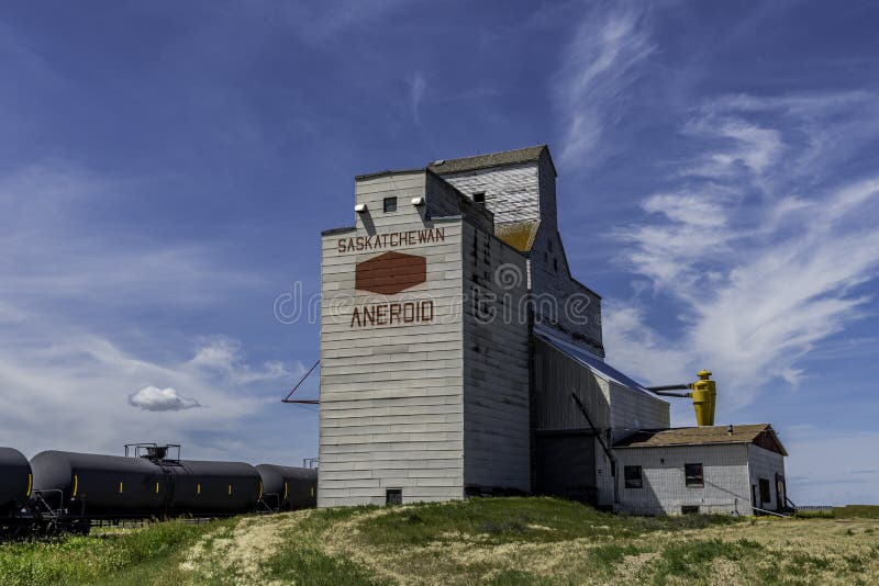 A Grain Elevator in Aneroid, Saskatchewan, Canada Stock Image - Image ...