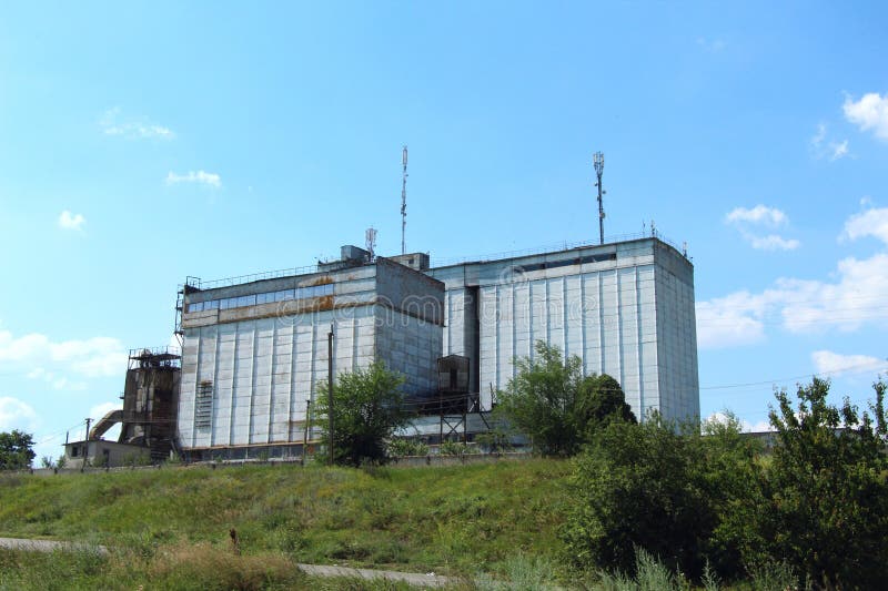 Grain elevator building stock image. Image of city, standing - 279056779