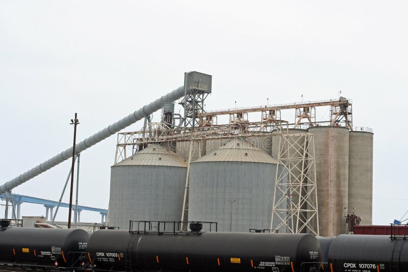 Grain Elevator & Storage Tank Stock Image - Image of elevator, grain ...
