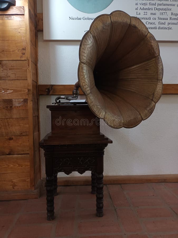 Gramophone Exhibited at the Golesti Museum Editorial Photography ...