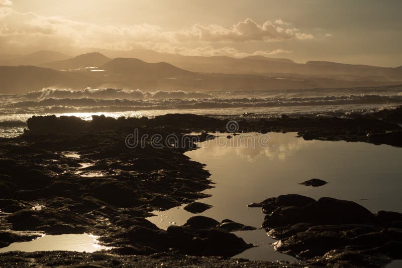 Reflection in the ocean stock image. Image of canaria - 168529969