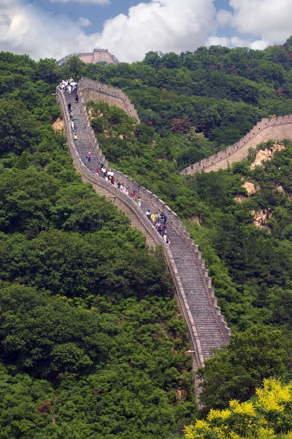Vista De La Gran Pared China Foto de archivo - Imagen de proteja, verde ...