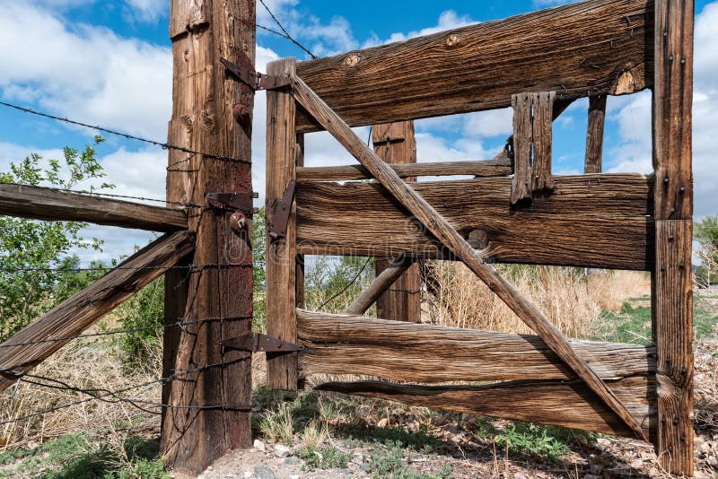 3,022 Puerta Del Rancho Fotos - Libres de Derechos y Gratuitas de ...