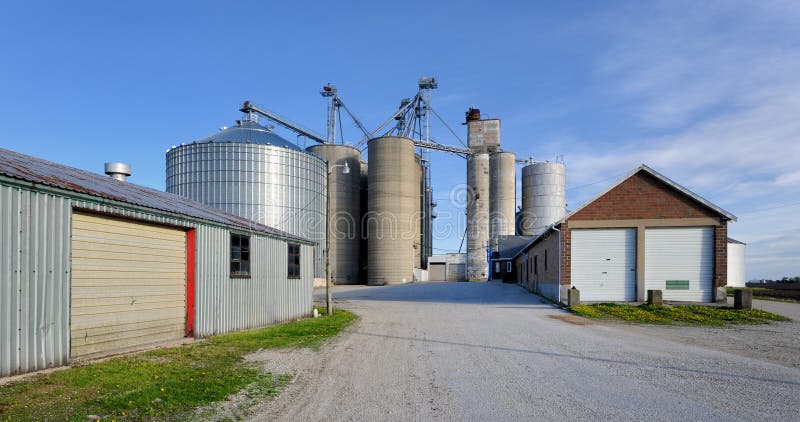 Granary stock photo. Image of illinois, midwest, landscape - 14054504