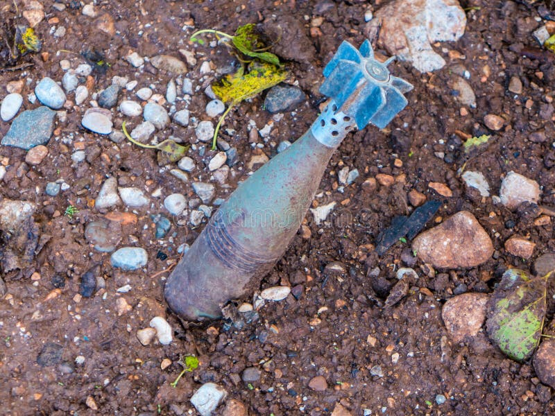 Granate stockfoto. Bild von explosiv, bomben, unexploded - 52631820