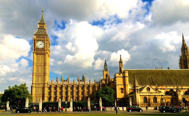 Les Chambres Du Parlement Londres Angleterre Photo stock éditorial ...