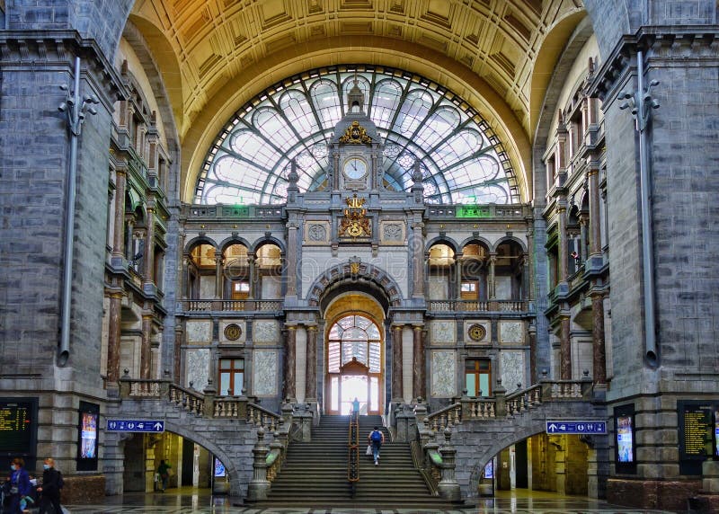 Grand Central Station Entrance Hall Editorial Image - Image of station ...
