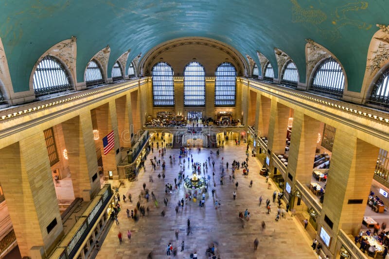 Grand Central Termina - New York Stock Photo - Image of scene, crowd ...