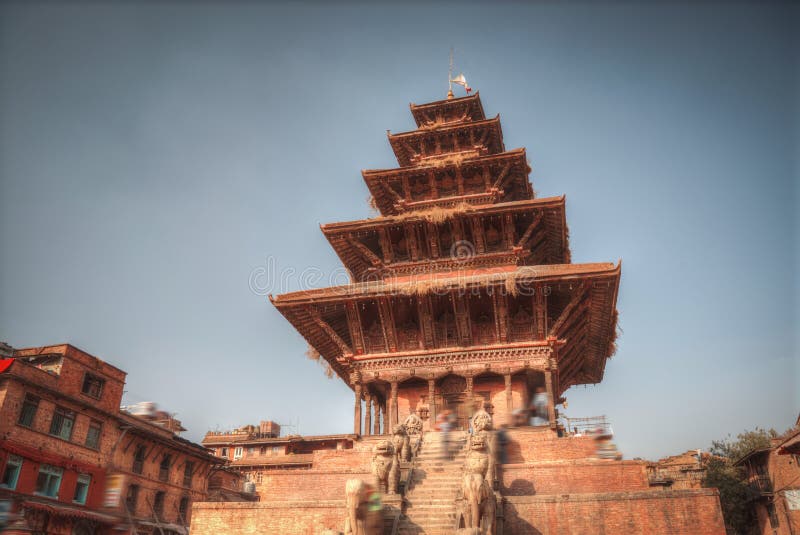 Grand Dos De Durbar Dans Bhaktapur Image stock - Image du lointain ...