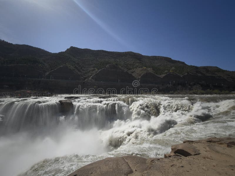 The Grand Hukou Waterfall of the Yellow River Stock Image - Image of yellow, hukou: 375724911