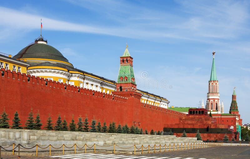 Grand Kremlin Palace and the Senate Tower Stock Image - Image of cities ...