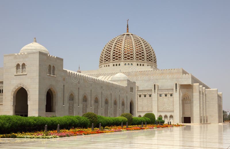 Grand Mosque in Muscat, Oman Stock Photo - Image of grand, qaboos: 20574512