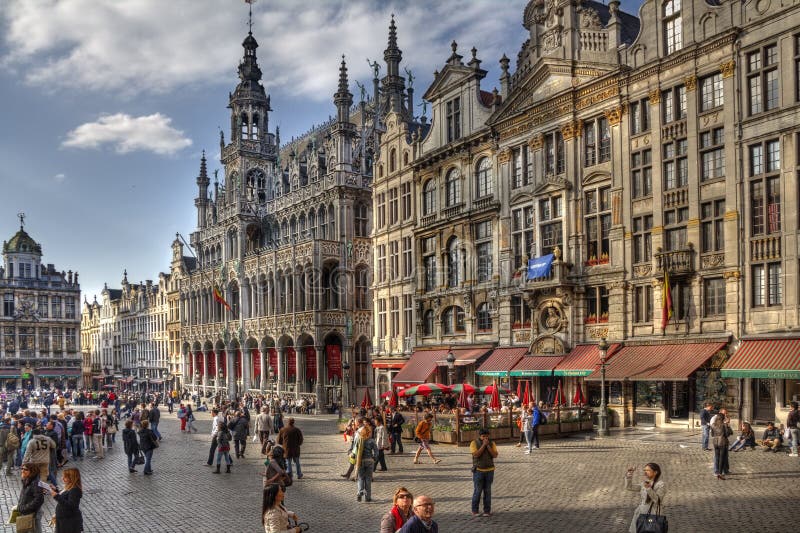 Grand Place Brussels at Night Editorial Image - Image of guilds ...