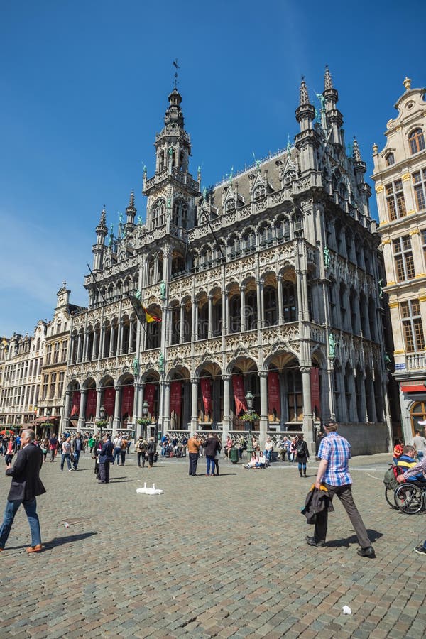 Grand-Place in Brussels editorial photography. Image of hall - 42637757
