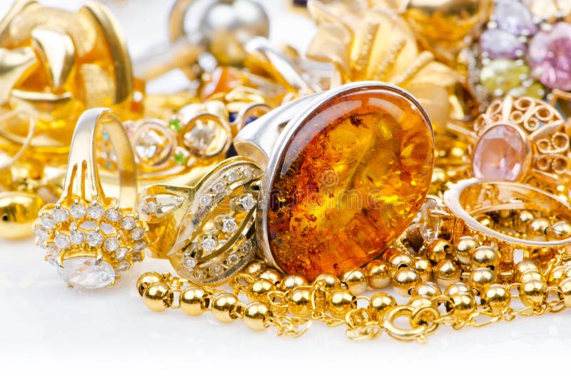 Grande Collection De Bijoux Image stock - Image du objet, pendant: 26373667