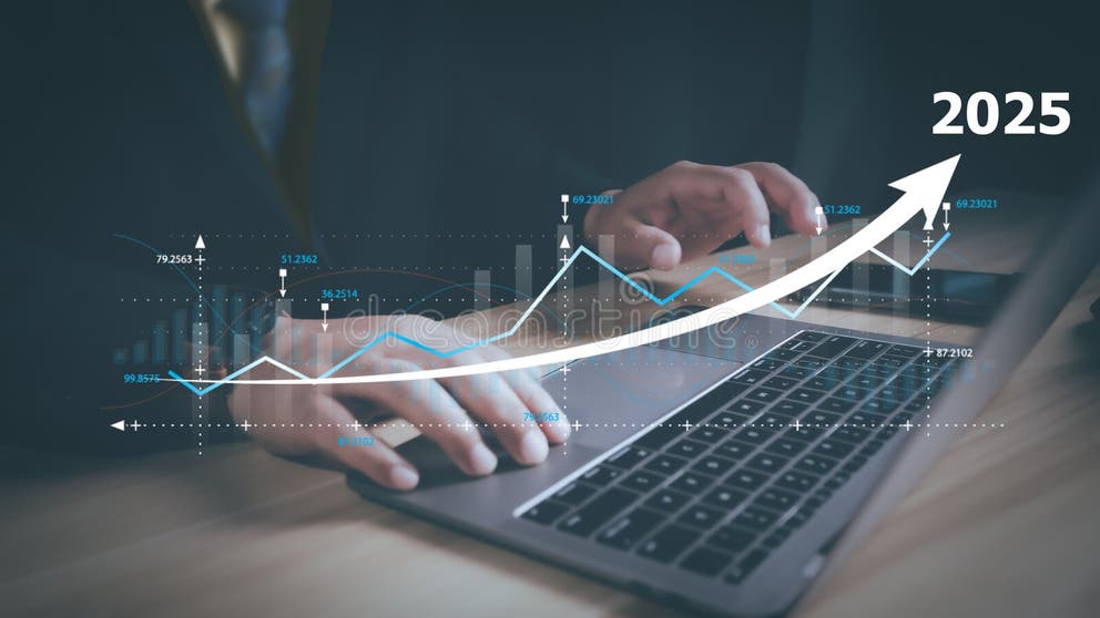 2025, Graph Analyst Working with Business, Concept Digital ...