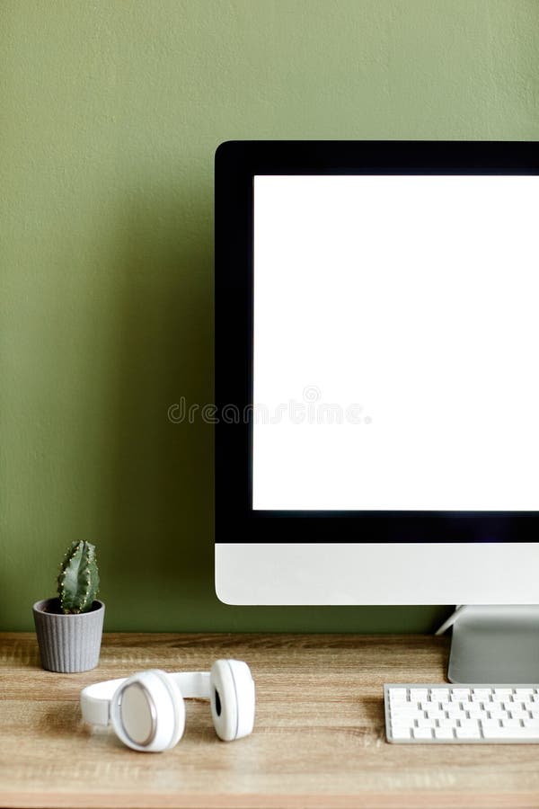 Minimal Computer Screen Mockup Stock Image - Image of workspace, laptop ...
