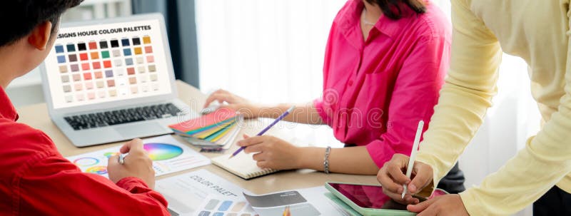 Designer Select Color by Comparing Color Wheel and Color Palettes ...