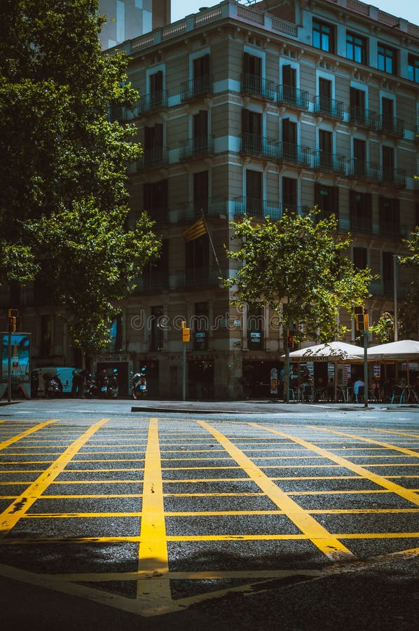 Graphic Street of Barcelona Editorial Stock Photo - Image of barcelona ...