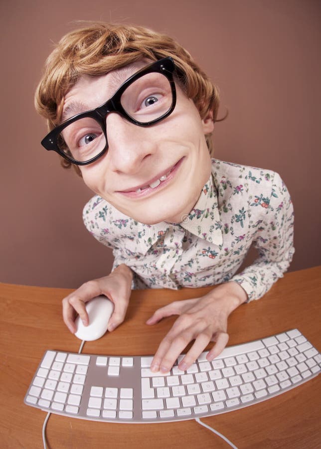 Grappige kantoormedewerker stock afbeelding. Image of geek - 21496227