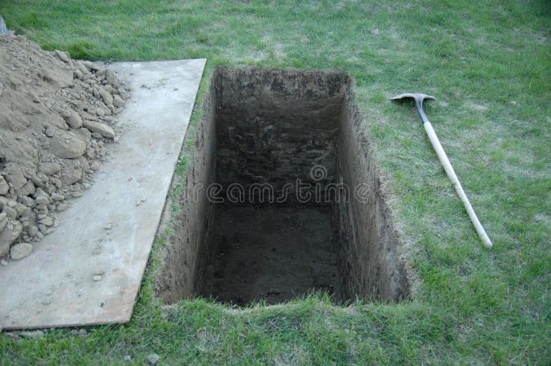 Open grave stock photo. Image of brown, hole, deceased - 29433362