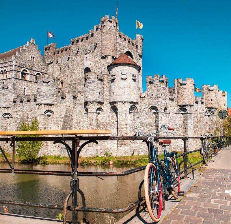 Gravensteen in Gent stockfoto. Bild von festung, belgien - 19874066