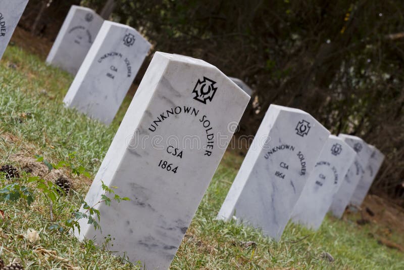 Graves of Unknown Confederate Soldiers Editorial Stock Photo - Image of ...