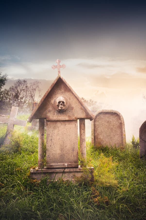 Gravestone with Fog and Dramatic Lighting Stock Photo - Image of ...