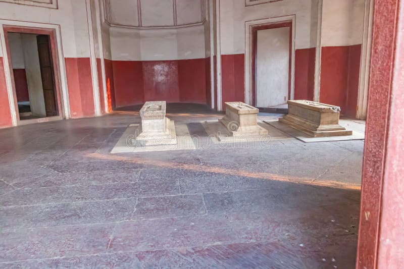 Graveyards Inside Humayun Tomb at Morning from Unique Perspective Stock ...