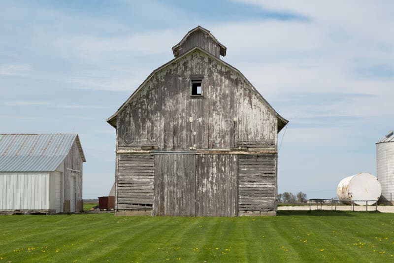 Gray Barn in the Country in Winter Stock Photo - Image of daytime ...