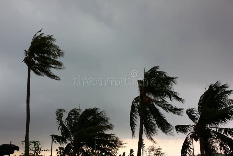 Gray Sky before Typhoon or Hurricane or Tornado Big Storm Come.rain ...