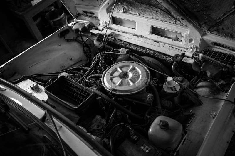 Grayscale High Angle Shot of an Old Car Engine Interior Stock Photo ...