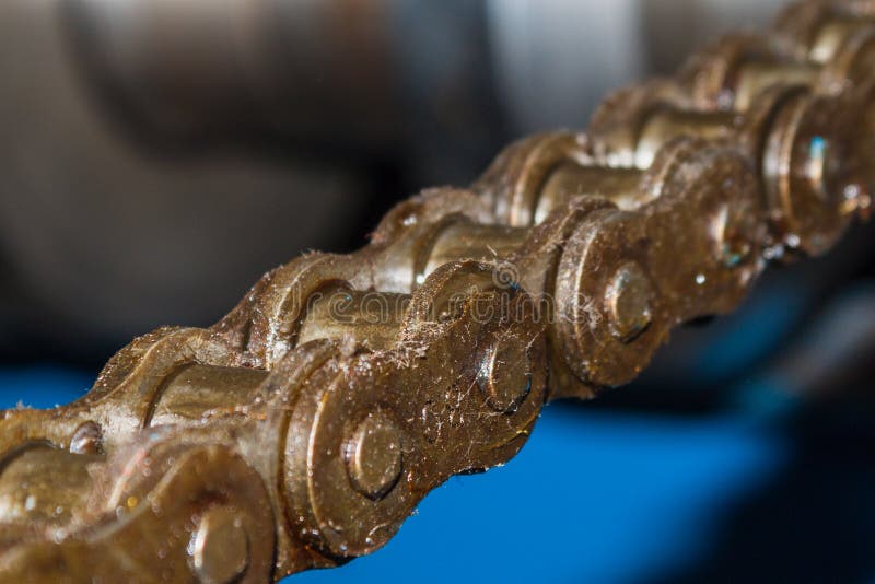 Dirty greasy roller chain stock photo. Image of mechanical - 27176612