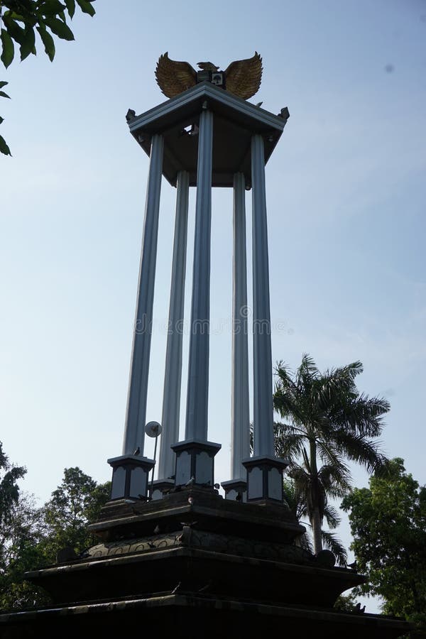 The Great Monument on Alun Alun Tulung Agung Editorial Image - Image of ...