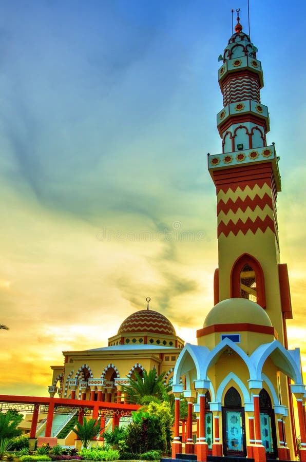 Great Mosque stock image. Image of islam, centre, mosque - 105779685